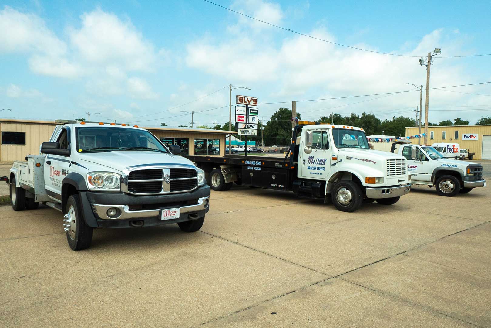 2008 Ram 5500 Wheel Lift, 2000 International 4700 Rollback, And 1995 ...